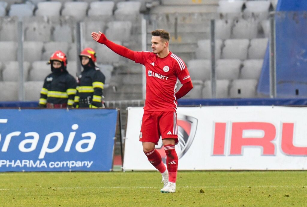 Schimbă venirea lui Alex Pop sistemul la Dinamo? EXCLUSIV